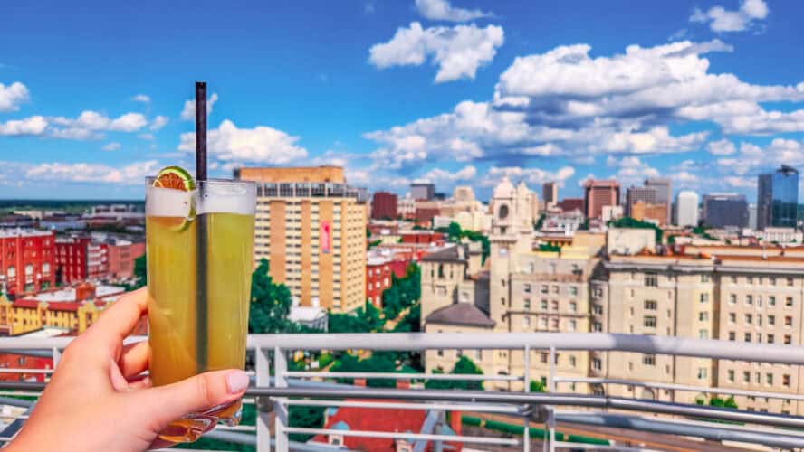 Top 6 Rooftop Bars in Richmond VA to catch a view (Map Included)