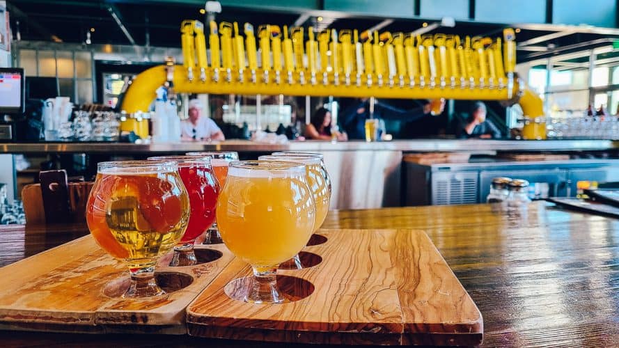 11 Best Downtown Phoenix Breweries and Beer Bars (With Map)